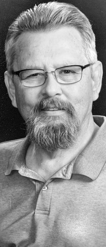 Dwight ‘Bruce’ Metz | News, Sports, Jobs - News and Sentinel